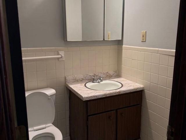 Eastern Heights Apartments Studio Apartment for Rent at 1905 Wilson Ave, St. Paul, MN 55119 Conway