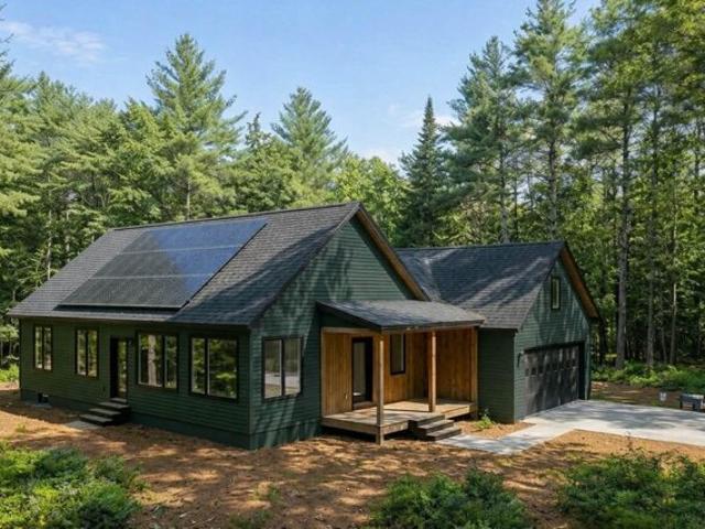 Eastern Ln, Standish, Home For Sale