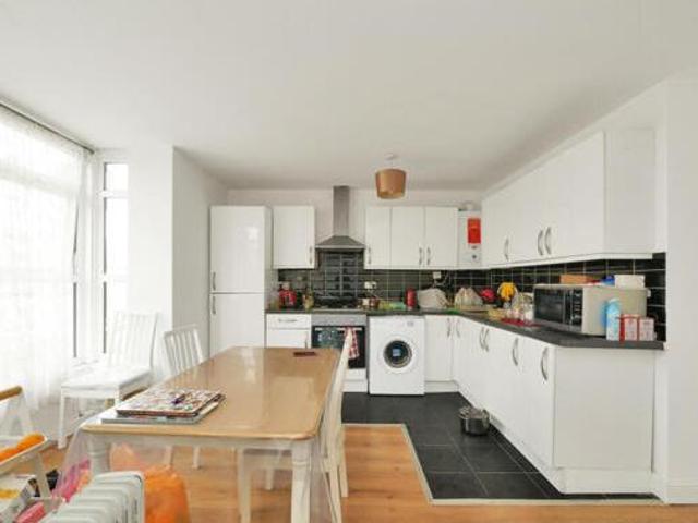 Eastern Road, Romford, 1 Bedroom Flat