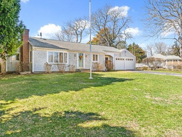 Eastern View Ave, South Kingstown, Home For Sale
