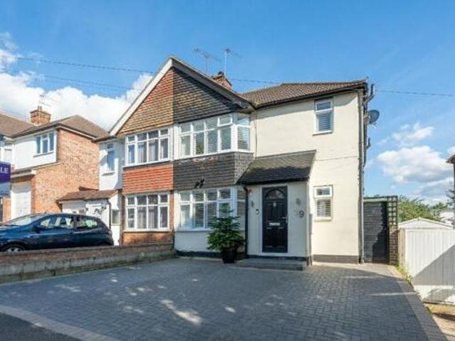 Eastfield Avenue, Watford, 3 Bedroom Semi detached