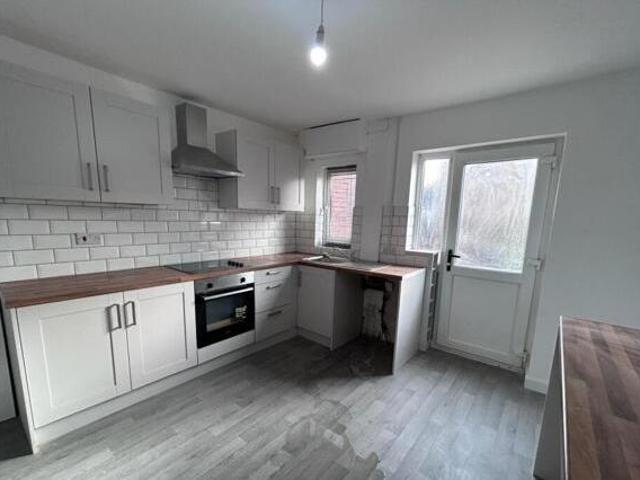 Eastfield Lane, Castleford, 2 Bedroom Terraced