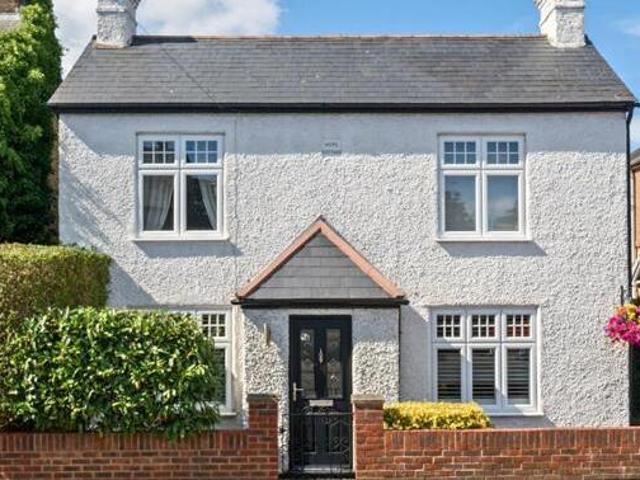 Eastfield Road, Burnham, 3 Bedroom Detached