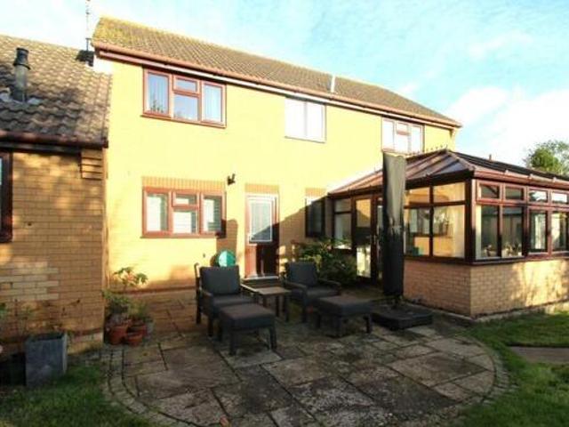 Easton Hill Road, Thornbury, 4 Bedroom Detached