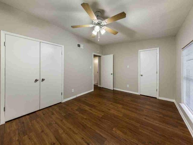 Easton Hills 2 Bedroom Apartment for Rent at 1900 Burton Dr, Austin, TX 78741 Riverside