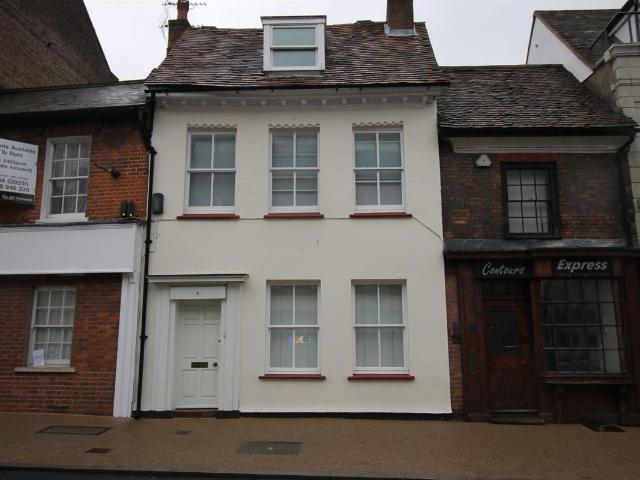 Easton Street, High Wycombe HP11, 2 bed flat to rent, £1,300 pcm | PrimeLocation