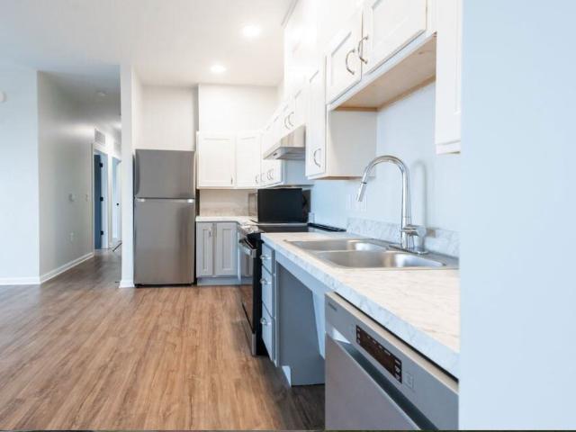 Easton Place Homes 3 Bedroom Apartment for Rent at 3540 Easton Loop W, Columbus, OH 43219 Easton
