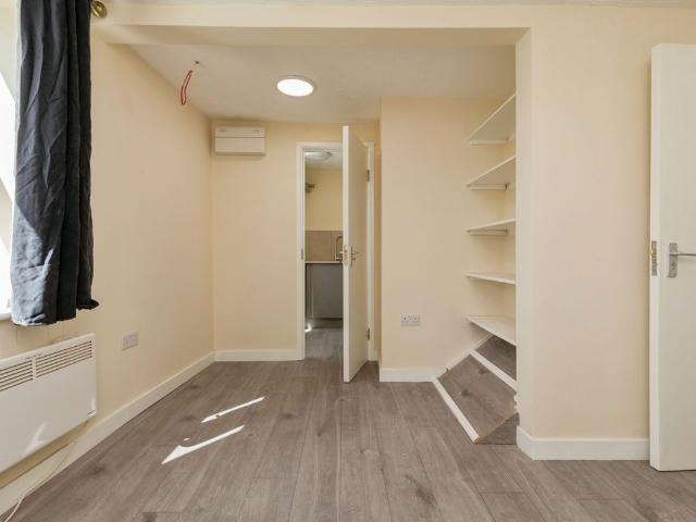 Easton Road, Bristol, Somerset BS5, 1 bed flat to rent, £1,000 pcm | PrimeLocation