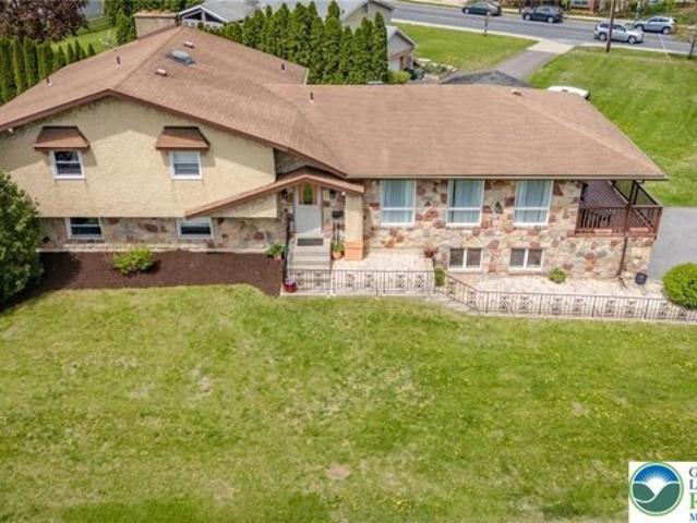Easton Rd, Hellertown, Home For Sale