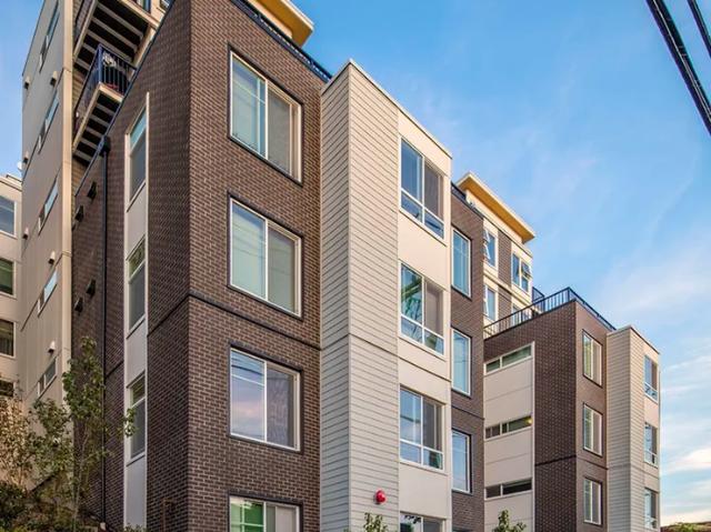Eastlake Flats | 2820 Eastlake Ave E Studio Apartment for Rent at 2820 Eastlake Ave E, Seattle, WA 98102 Eastlake