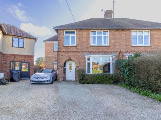 Eastleigh Close, Devizes, 4 Bedroom Semi detached