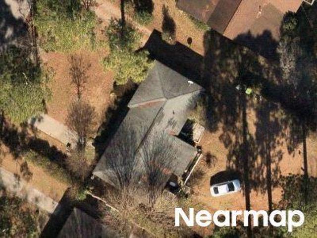 Eastmont Dr