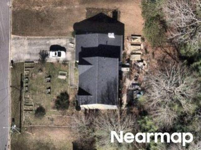 Eastmont Ln