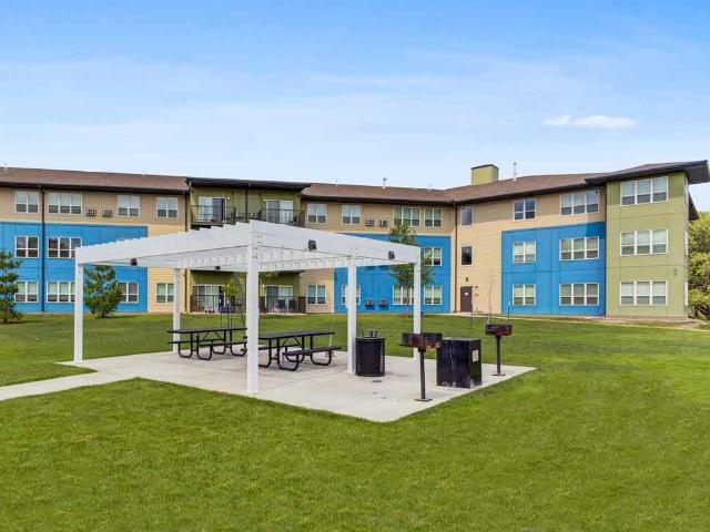 Eastside 1256 1 Bedroom Apartment for Rent at 1256 Wilson Ave, St. Paul, MN 55106 Dayton's Bluff