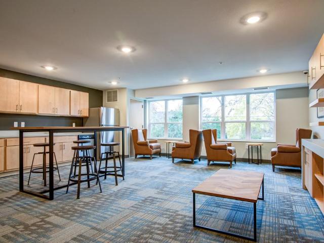Eastside 1256 3 Bedroom Apartment for Rent at 1256 Wilson Ave, St. Paul, MN 55106 Dayton's Bluff