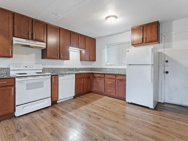 Eastside Village Apartments 2 Bedroom Apartment for Rent at 17924 Se Division St, Gresham, OR 97236 Gresham Centennial