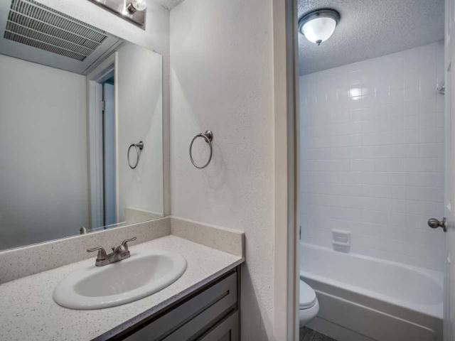 Eastwood Apartments 2 Bedroom Apartment for Rent at 2901 2901 2904 Swisher St, Austin, TX 78705 North University