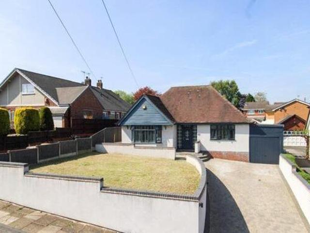 Eastwood Avenue, Burlsem, 3 Bedroom Detached
