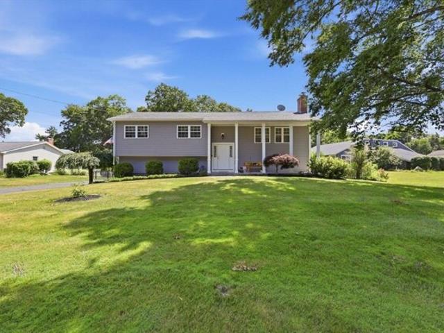 Eastwood Dr, Westfield, Home For Sale