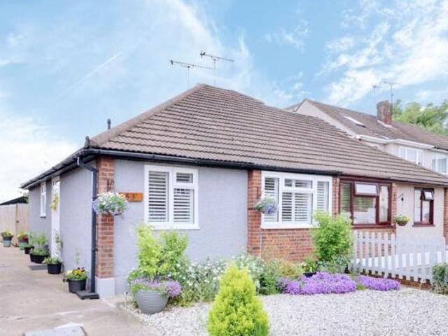 Eastwood Drive, Rainham, 2 Bedroom Semi detached
