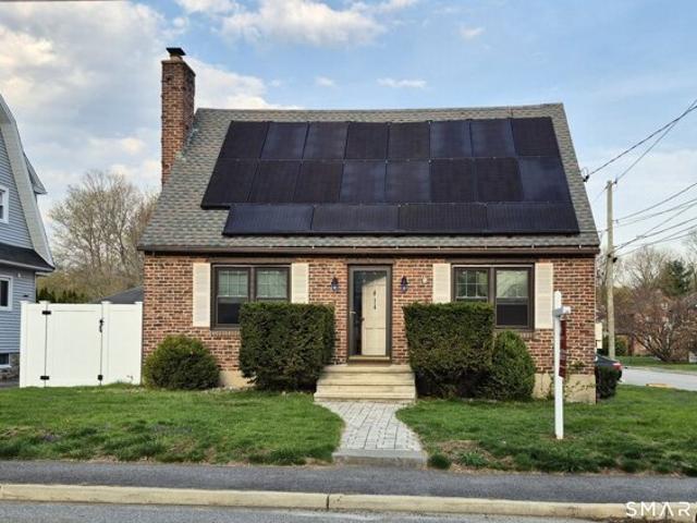 Eastwood Rd, Torrington, Home For Sale