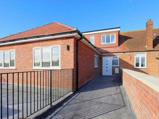 Eastwood Road North, Leigh on sea, 2 Bedroom Apartment