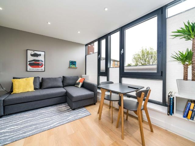 Eastway, Vergers Apartments Eastway E9, 1 bed flat to rent, £2,400 pcm | PrimeLocation