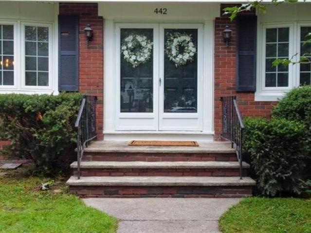 Eastview Ave, Somerset, Home For Sale
