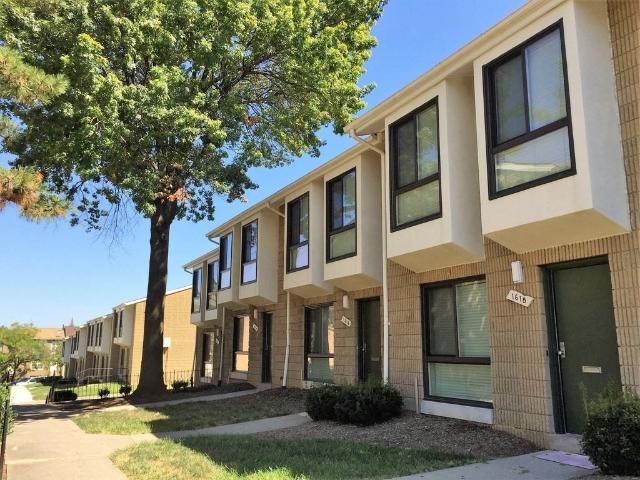 EastView on the Avenue 4 Bedroom Apartment for Rent at 906 N Caroline St, Baltimore, MD 21205 Gay Street