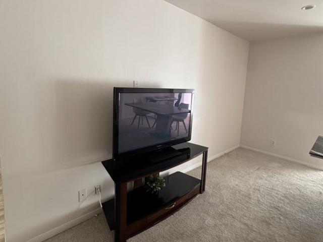 Easy Modern Living Furnished _bd_ba $3,month