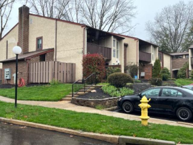 Easy Living in Beautiful Doylestown this Fall!