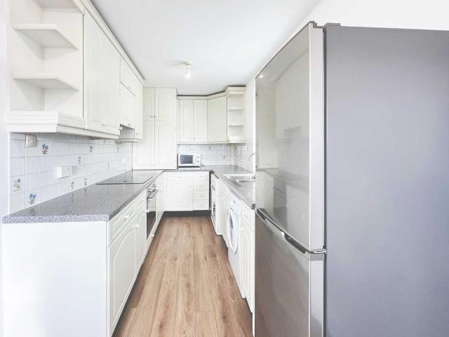 Eaton Drive, Kingston Upon Thames KT2, 2 bed flat to rent, £1,900 pcm | PrimeLocation