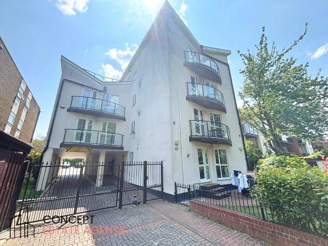 Eaton Mansions, 49 Eaton Road, Sutton SM2, 2 bed flat to rent, £1,900 pcm | PrimeLocation