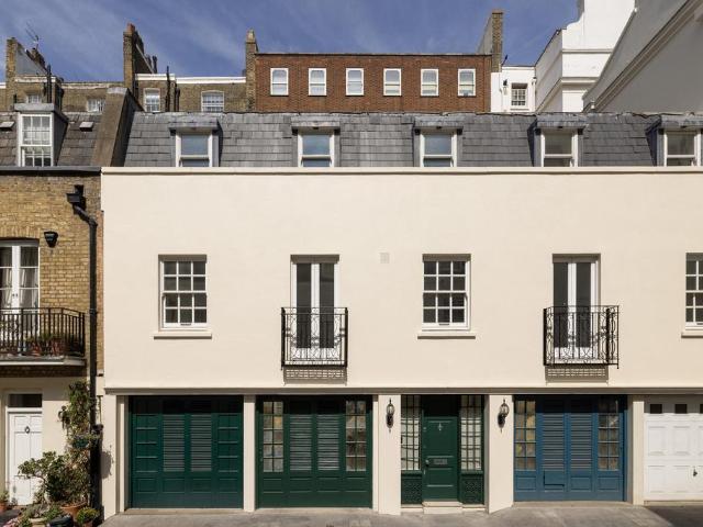 Eaton Mews North, Belgravia, SW1X 3 bed mews to rent £13,000 pcm £3,000 pw