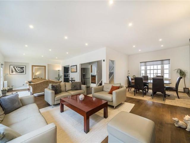 Eaton Mews North, Belgravia SW1X, 5 bed flat to rent, £12,783 pcm | PrimeLocation