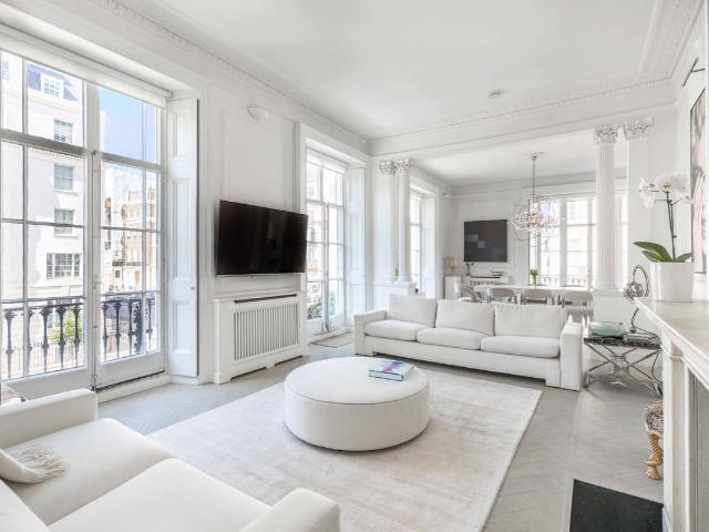 Eaton Place, Westminster, London SW1X, 2 bed flat to rent, £27,083 pcm | PrimeLocation
