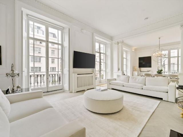 Eaton Place, Belgravia, London SW1X, 2 bed flat to rent, £15,999 pcm | PrimeLocation