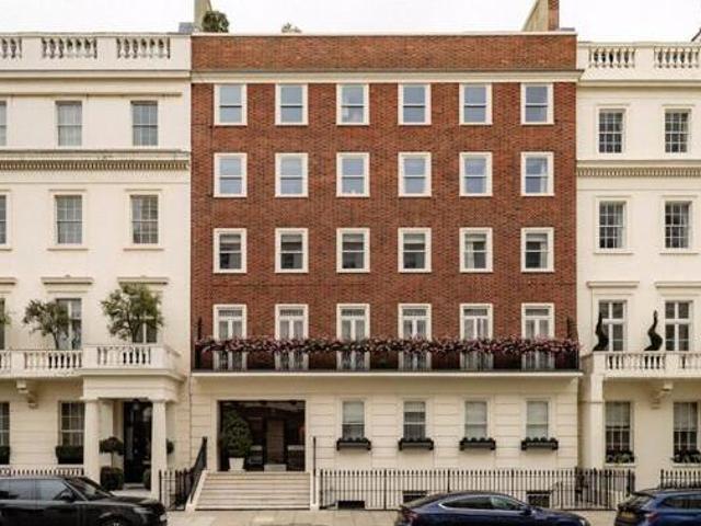 Eaton Place, Knightsbridge, 2 Bedroom Apartment