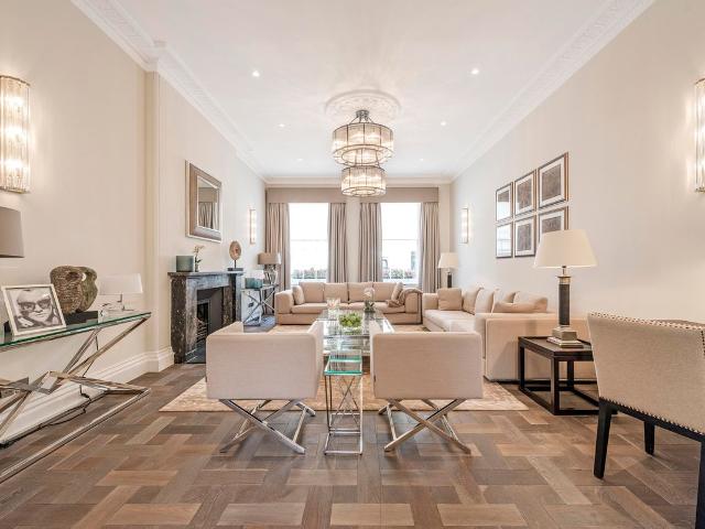 Eaton Place, London SW1X, 3 bed flat to rent, £13,867 pcm | PrimeLocation