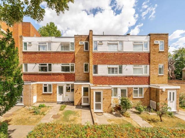 Eaton Rise, London W5 2 bed flat to rent £2,200 pcm £508 pw