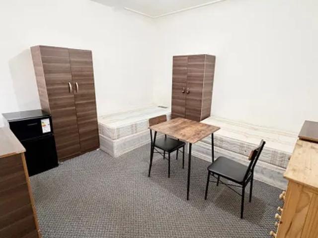Eaton Road, London, EN1 1NA, United Kingdom | Room for rent #165449872 | Rentberry