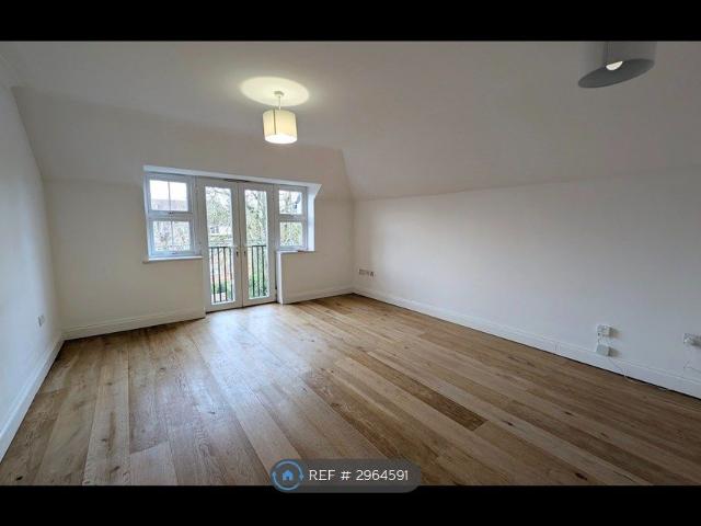 Eaton Road, Sutton SM2, 2 bed flat to rent, £1,850 pcm | PrimeLocation