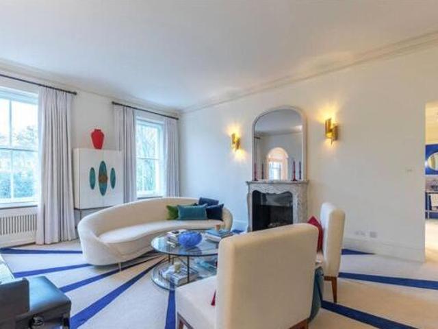 Eaton Square, London, 2 Bedroom Apartment