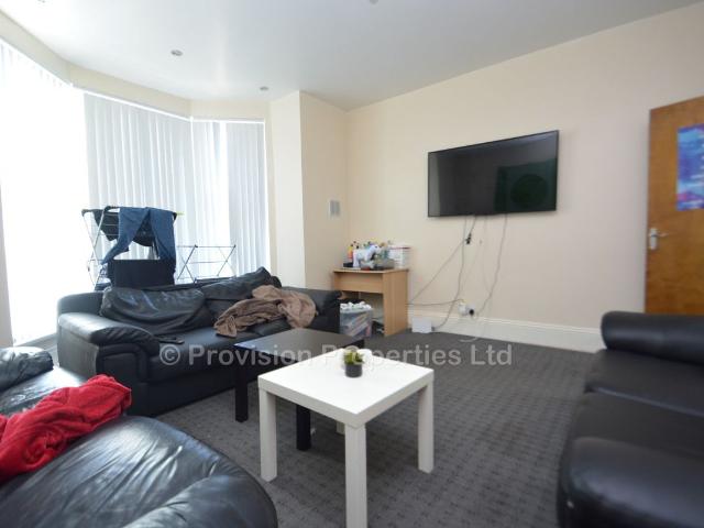 Ebor Place, Hyde Park, Leeds LS6, 6 bed terraced house to rent, £2,990 pcm | PrimeLocation