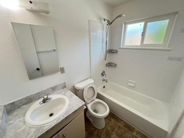 EBS T 1172 1176 2 Bedroom Apartment for Rent at 1176 Rex Rd, Hayward, CA 94541 North Hayward