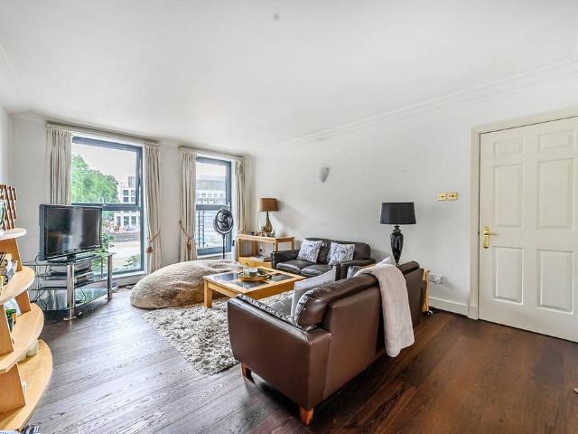 Chelsea Gate Apartments, Belgravia. 2 bed flat to rent £6,284 pcm £1,450 pw