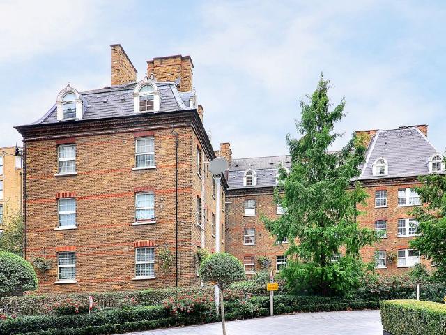 Ebury Bridge Road, Pimlico, London, SW1W