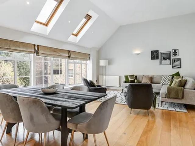 Ebury Mews, London, SW1W 9NU, United Kingdom | 3 bed apartment for rent #140228579 | Rentberry