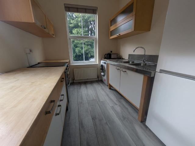 Ebury Road NG5, 1 bed flat to rent, £800 pcm | PrimeLocation