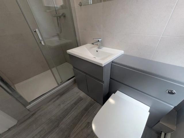 Ebury Road, NG5 1BB